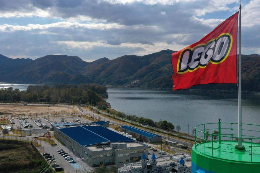 How a theme park property default started South Korea’s credit crunch ...