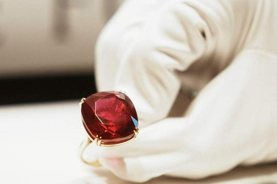 Sotheby's to auction world's largest ruby in New York in June ...