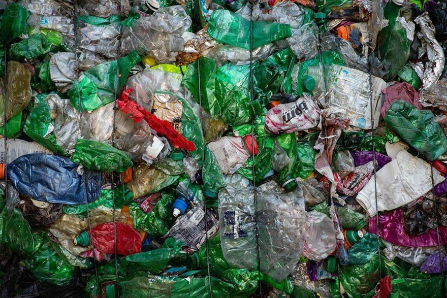 UN plastic treaty talks end with mandate for first draft ...