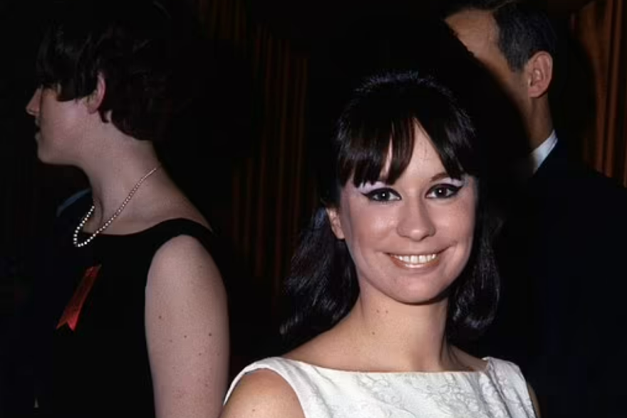 'Girl from Ipanema' singer Astrud Gilberto dead at 83, Lifestyle - THE ...