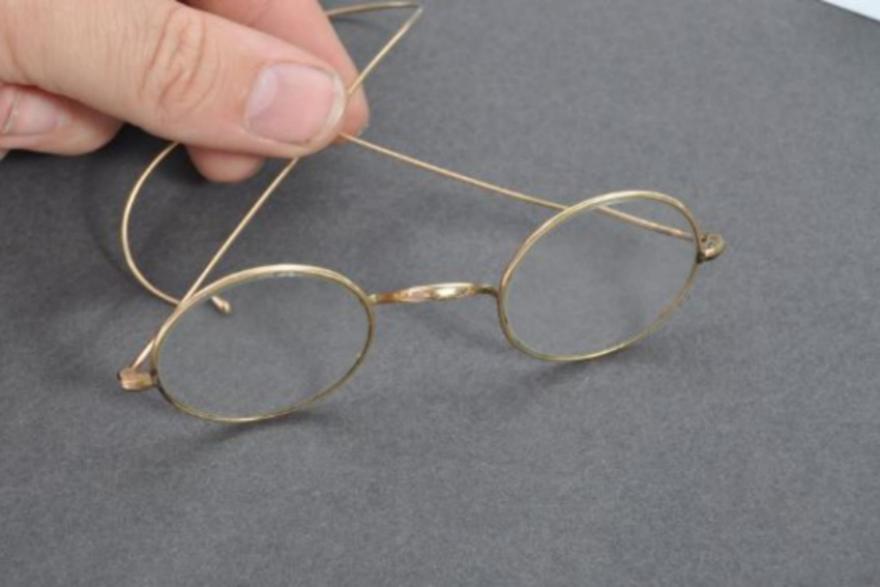 Gandhi's iconic glasses go on sale in UK, Lifestyle - THE BUSINESS TIMES